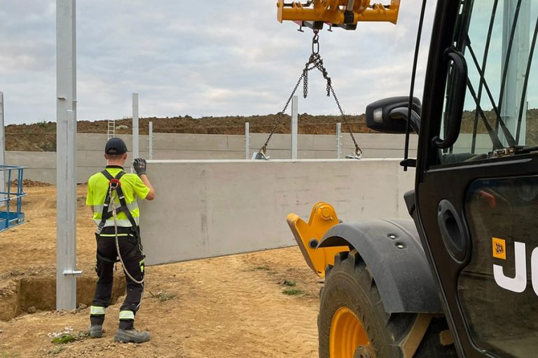 Installing and Constructing Steel Frame Buildings - Fowler & Gilbert