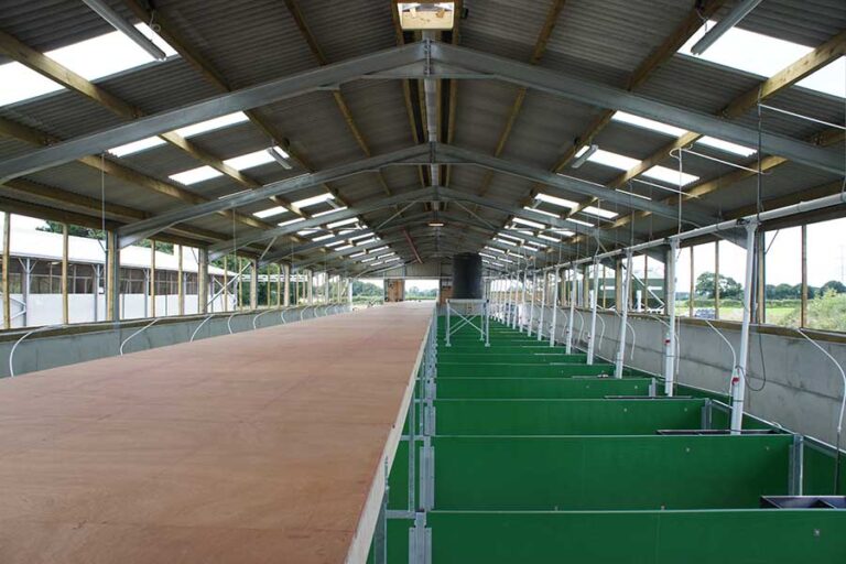 Steel Frame Buildings Designed for Pig Farming - Fowler & Gilbert